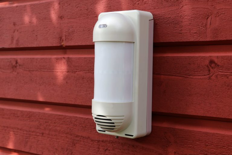 Securing Outdoor Storage: 10 Effective Methods